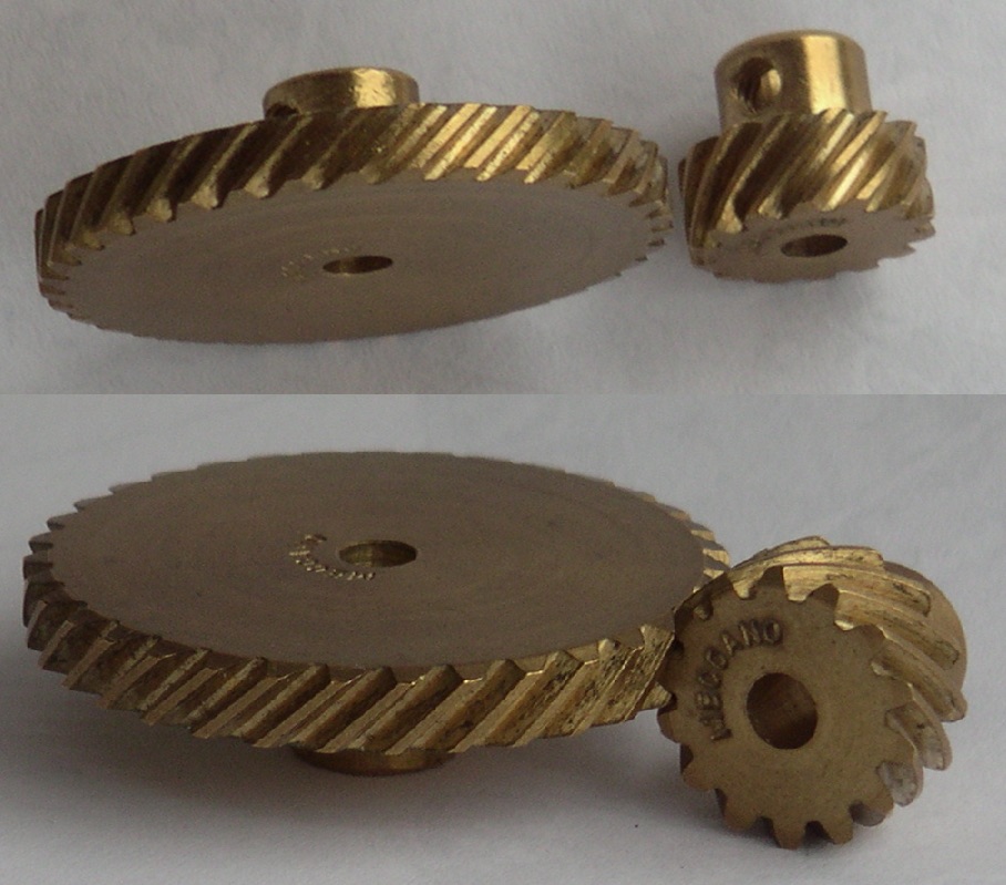 What are parallel helical gears? - Product Development Engineers Ltd